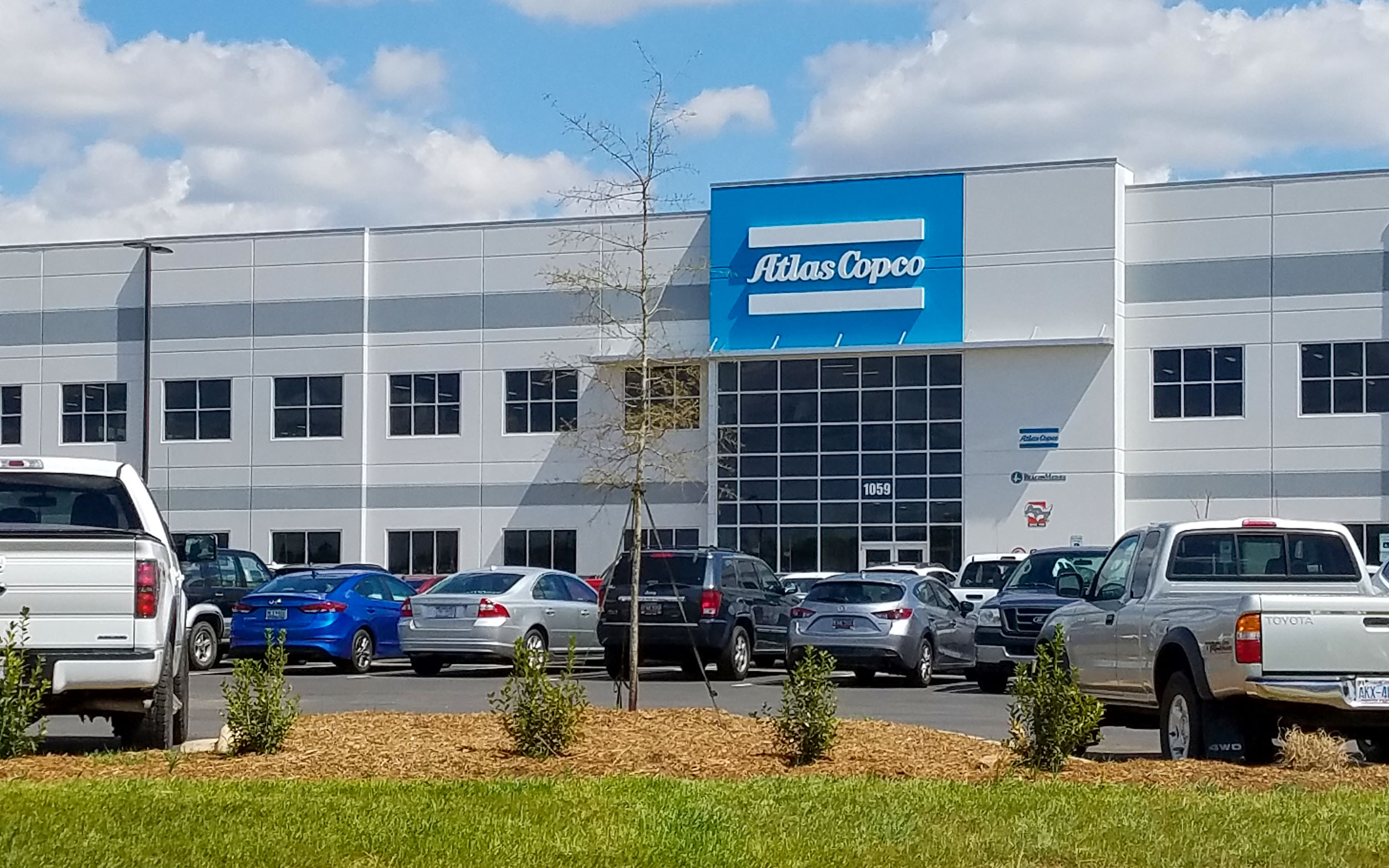 Atlas Copco_entry_gallery – WGM Design